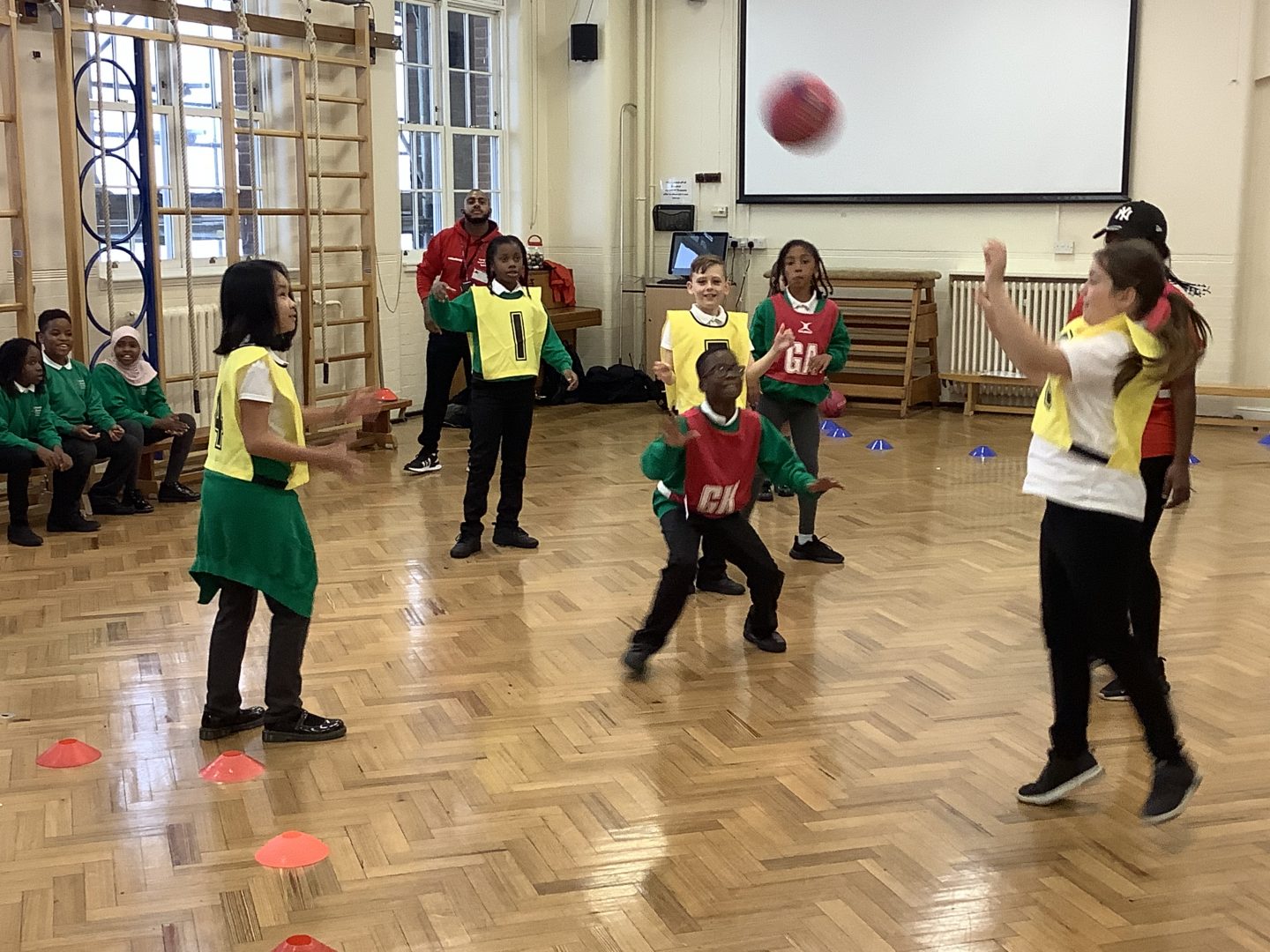 Hoxton Garden Primary School | Year 5 Sharpen Up Their Netball Skills