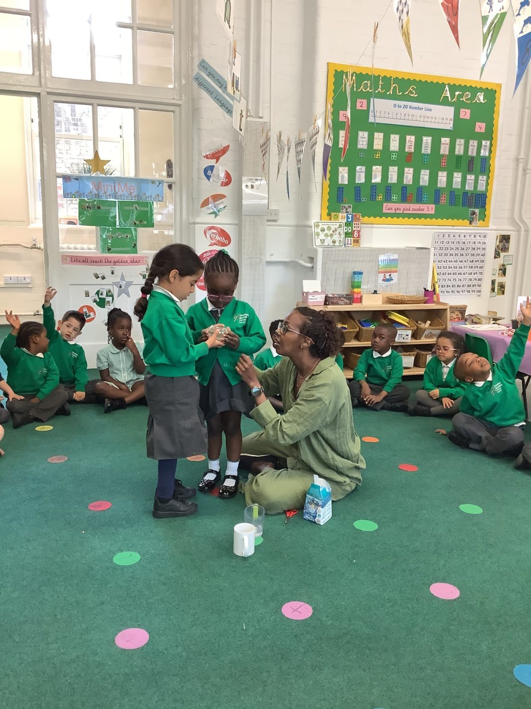 EYFS Meet Jurassic Sea Creatures - Hoxton Garden Primary School